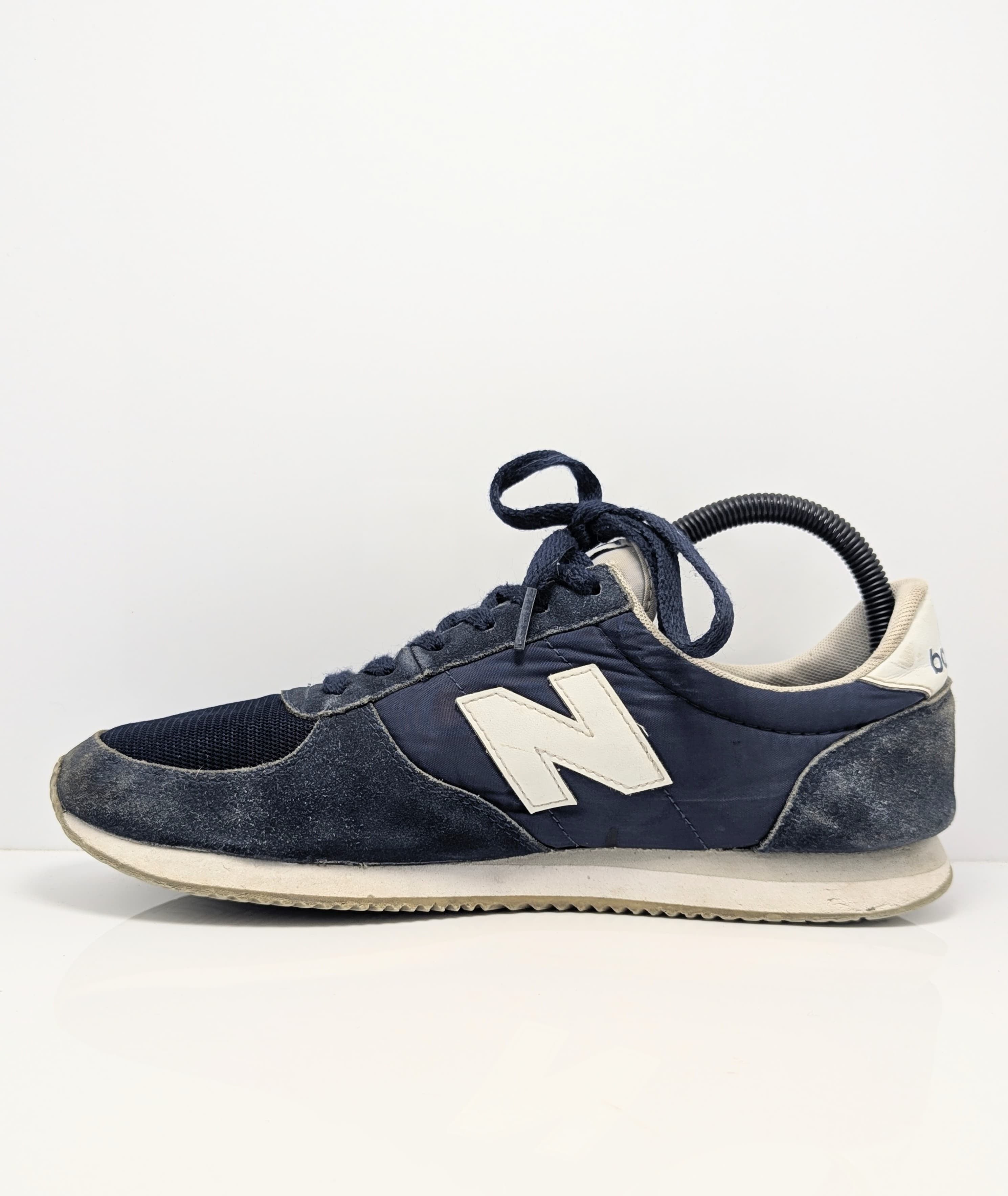 New Balance 220 – Rekicks.pk